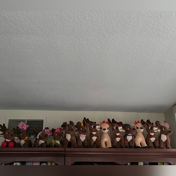 CVS | Toys | Adorable Complete Cvs Reindeers Set Plush Toy 3 Count ...